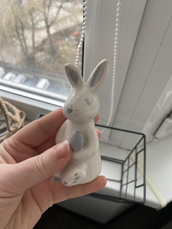 Керамічна статуетка кролик пасхальний — ціна 110 грн у каталозі Статуетки Купити товари для дому