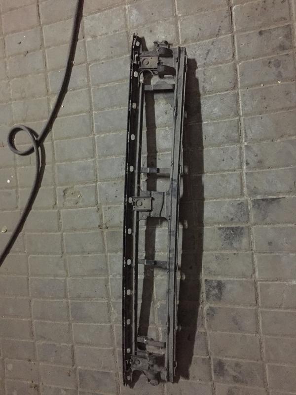 Кронштейн заднього бампера мерседес-бенц w210 — цена 500 грн в каталоге ...