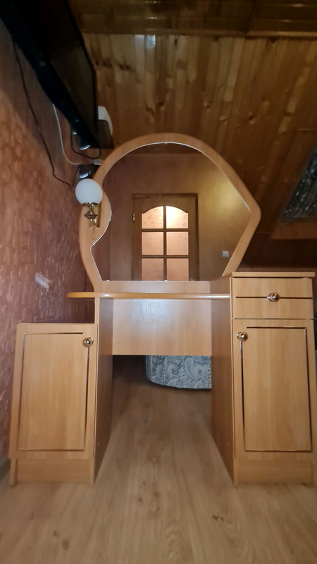 Трюмо туалетний столик — ціна 1500 грн у каталозі Комоди Купити товари для дому та побуту за