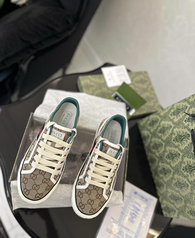 Кеди — ціна 2850 грн у каталозі Кеди Купити жіночі речі за доступною ціною на Шафі Україна