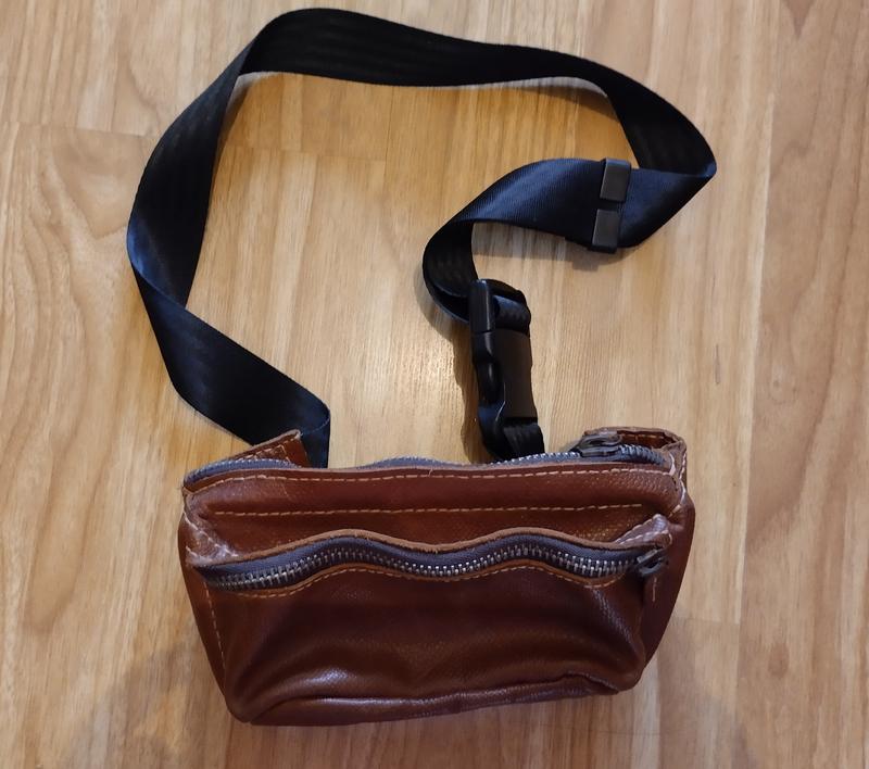 Шкіряна сумка бананка — ціна 150 грн у каталозі Бананки Купити аксесуари за доступною ціною на