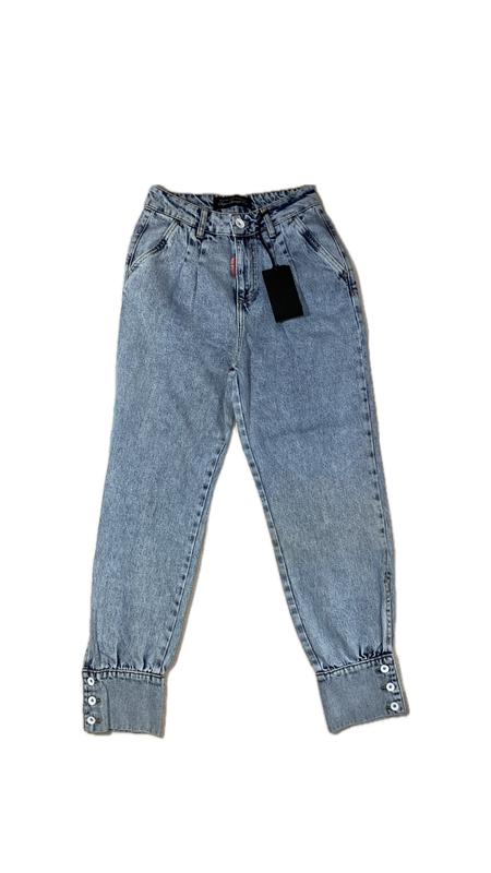 Джинси жіночі мом — ціна 90 грн у каталозі Джинси Купити жіночі речі за доступною ціною на Шафі