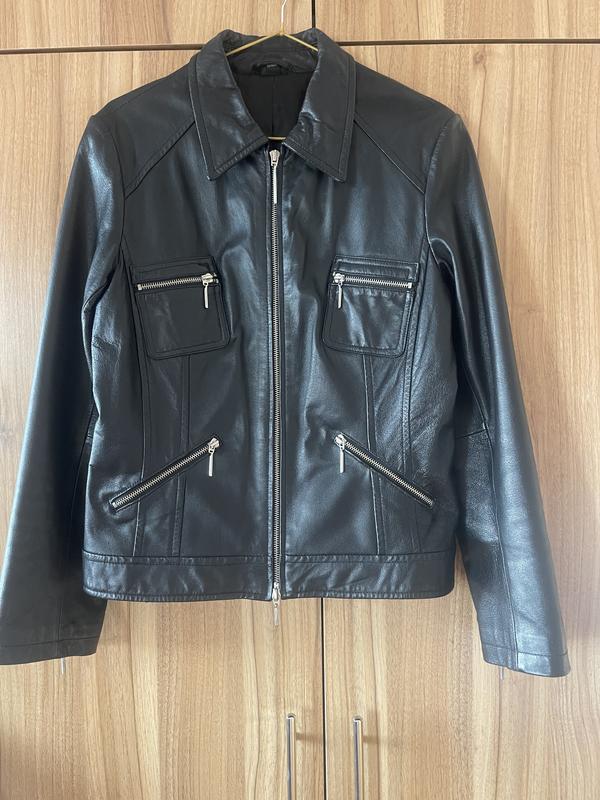 Шкіряна куртка — ціна 1000 грн у каталозі Куртки Купити жіночі речі за доступною ціною на Шафі