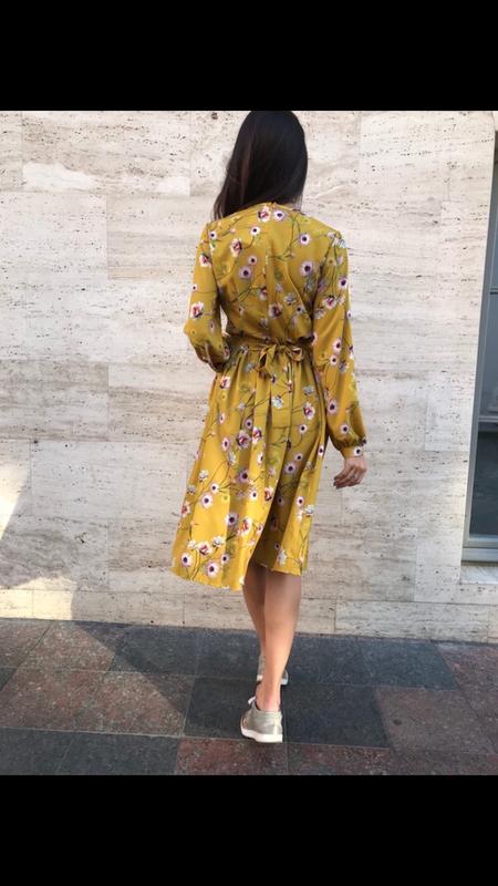 Сукню — ціна 270 грн у каталозі Сукні міді Купити жіночі речі за доступною ціною на Шафі