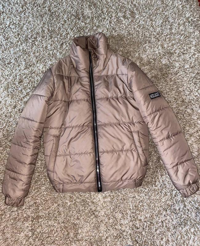 Куртка — ціна 300 грн у каталозі Куртки Купити жіночі речі за доступною ціною на Шафі Україна