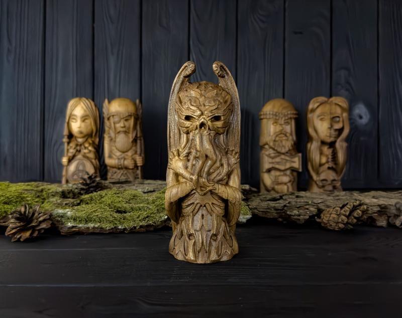 Деревянная статуэтка ктулху — цена 1100 грн в каталоге Статуэтки Купить товары для дома и быта
