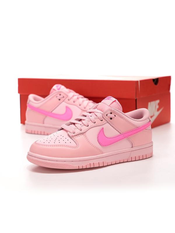 Класні жіночі кросівки nike sb dunk low gs triple pink рожеві — ціна ...