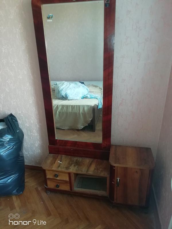 Трюмо — ціна 300 грн у каталозі Комоди Купити товари для дому та побуту