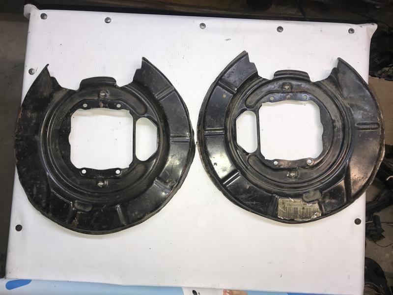 Захист гальмівних дисків кожух бмв е39 bmw e39 оригінал — цена 400 грн ...