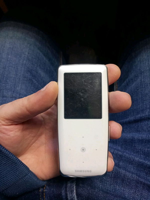 Samsung yp-s3 2gb mp3 плеер работоспособность неизвестна — цена 109 грн в каталоге МР3 плееры ...