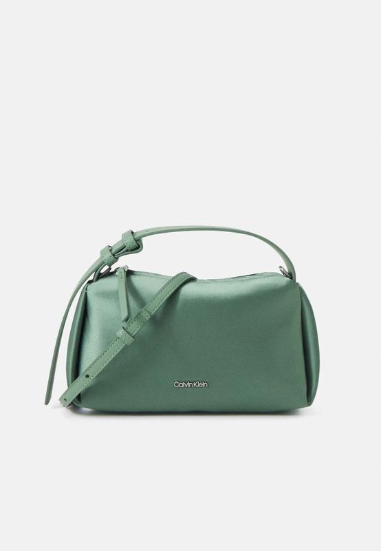 Calvin klein little bag store