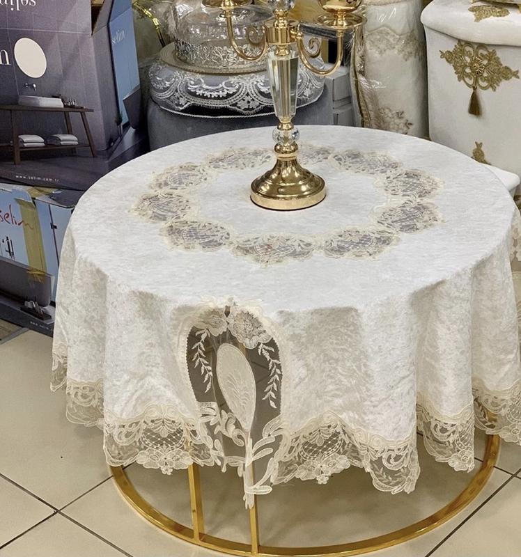 Бархатная скатерть на круглый стол🦋 — цена 1290 грн в каталоге Скатерти ...