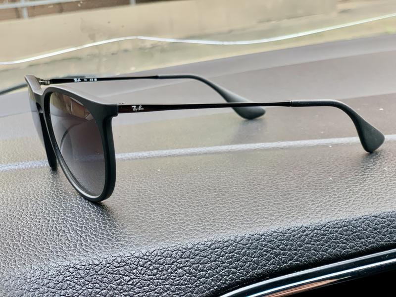 «ray- ban” терміново. original. нові. — ціна 3000 грн у каталозі ...