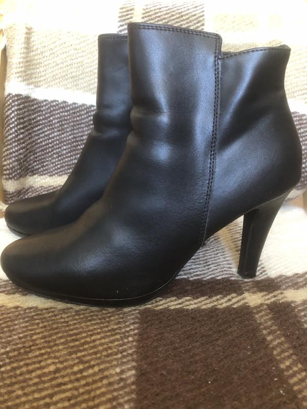 Чобітки ботильйони шкіра — ціна 450 грн у каталозі Ботильйони Купити жіночі речі за доступною