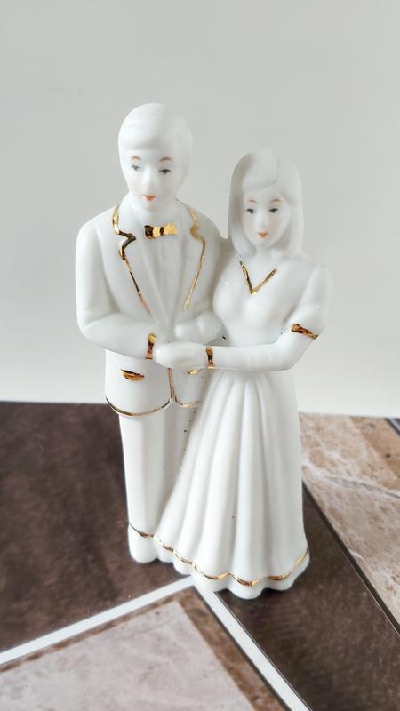 Статуетка молодята порцелянова — ціна 200 грн у каталозі Статуетки Купити товари для дому та