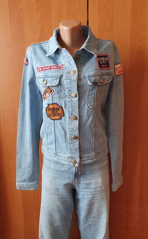 Джинова куртка Lee — ціна 1450 грн у каталозі Куртки Купити жіночі речі за доступною ціною на