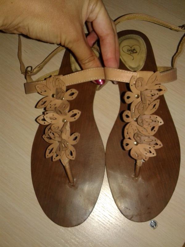 Шикарні босоніжки від finish the look,p.40/41 — ціна 79 грн у каталозі ...