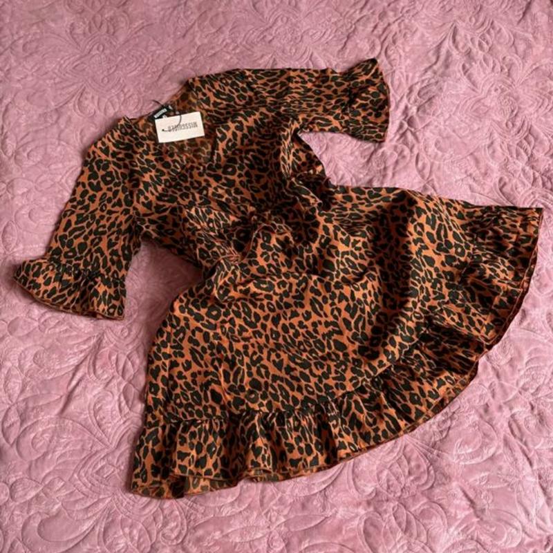 Красива сукня👗 — ціна 350 грн у каталозі Короткі сукні Купити жіночі речі за доступною ціною на