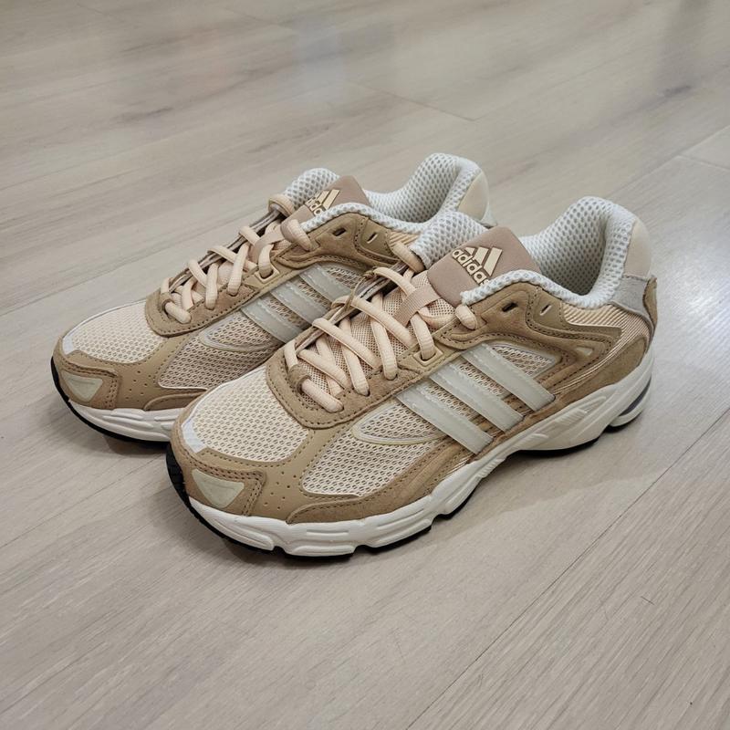 Кросівки аdidas originals response cl — ціна 3400 грн у каталозі ...