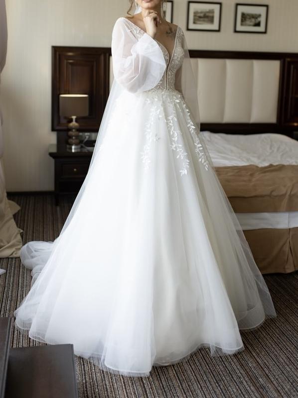 Весільна сукня — ціна 2500 грн у каталозі Весільні сукні Купити жіночі речі за доступною ціною