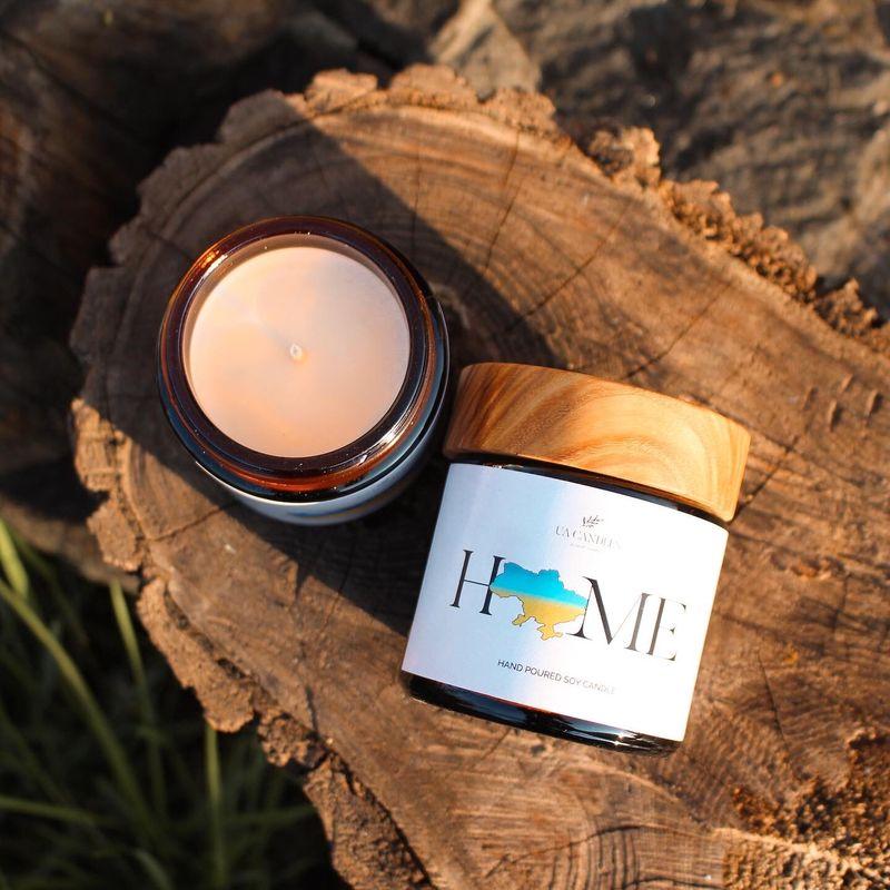 Патриотическая соевая свеча Home — цена 350 грн в каталоге Свечи Купить товары для дома и быта