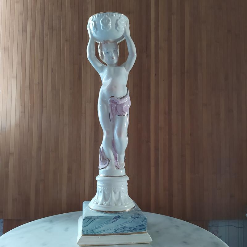 Винтажная фарфоровая статуэтка — цена 4810 грн в каталоге Статуэтки Купить товары для дома и