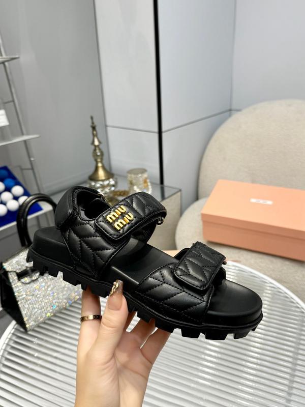 Босоніжки в стилі Miu Miu — ціна 3300 грн у каталозі Босоніжки Купити жіночі речі за доступною