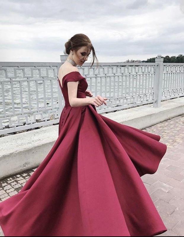 Випускне плаття — ціна 3000 грн у каталозі Вечірні сукні Купити жіночі речі за доступною ціною