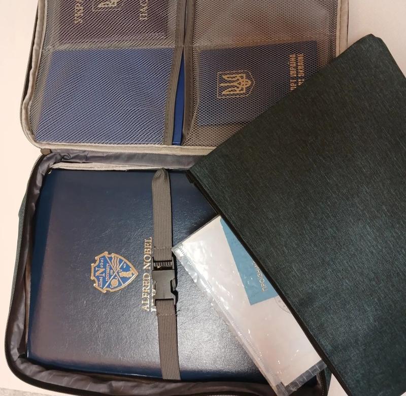 Органайзер для докумкетів у вигляді сумки під формат а4 — ціна 95 грн у каталозі Органайзери