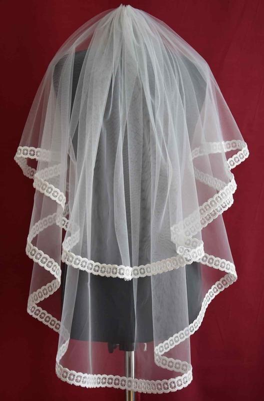 Фата весільна макраме 2 біла айворі молочна — ціна 770 грн у каталозі Прикраси для