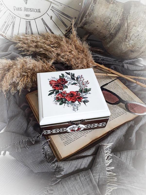 Шкатулка для прикрас — ціна 1400 грн у каталозі Скриньки Купити товари для дому та побуту за