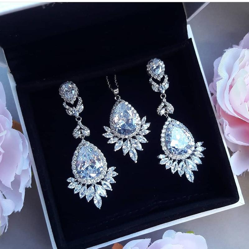 Набір — ціна 600 грн у каталозі Комлекти Купити аксесуари за доступною ціною на Шафі Україна