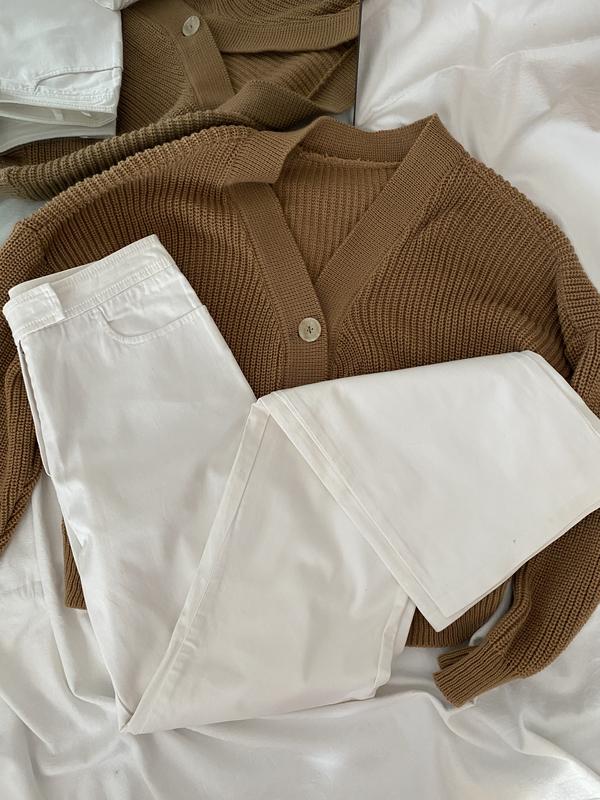 Штани білі кльош м — ціна 250 грн у каталозі Брюки Купити жіночі речі за доступною ціною на Шафі