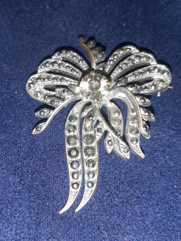 Вінтажна брошка часів ссер — ціна 120 грн у каталозі Брошки Купити аксесуари за доступною ціною