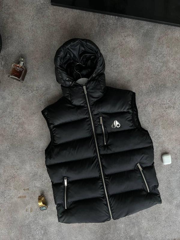Мужская брендовая жилетка moose knuckles чёрная — цена 1550 грн в ...