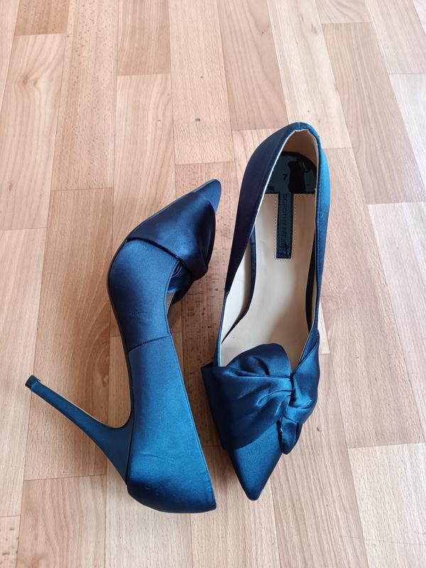 Красиві туфлі — ціна 330 грн у каталозі Туфлі Купити жіночі речі за доступною ціною на Шафі