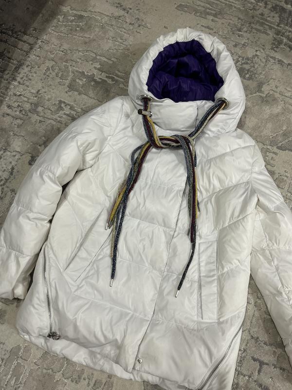 Якісна зимова стильна куртка — ціна 600 грн у каталозі Куртки Купити жіночі речі за доступною