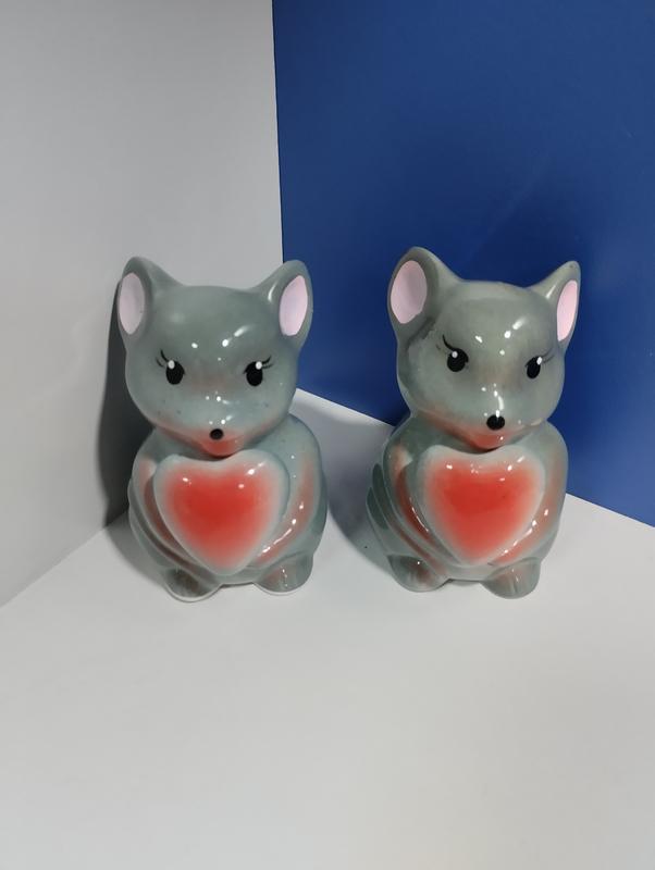 Статуетка миша з серцем — ціна 90 грн у каталозі Статуетки Купити товари для дому та побуту за