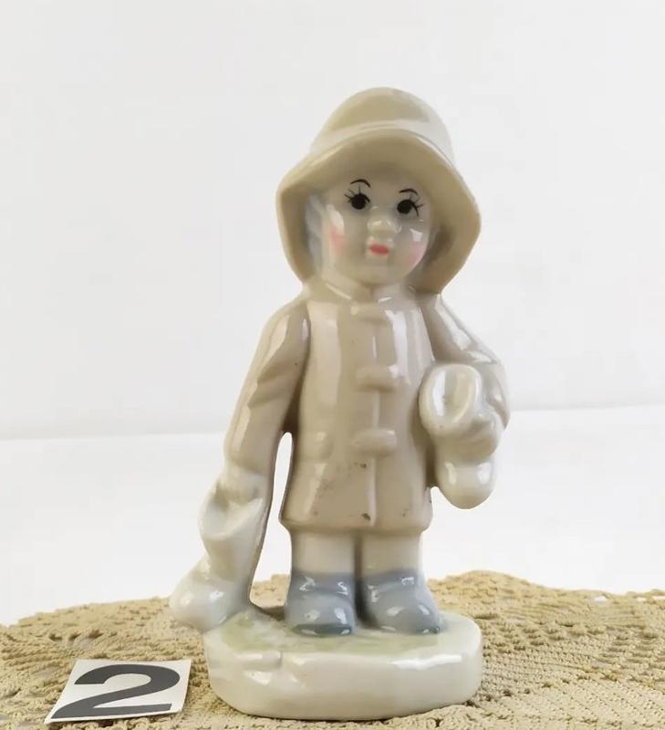 Вінтажна порцелянова статуетка — ціна 230 грн у каталозі Статуетки Купити товари для дому та