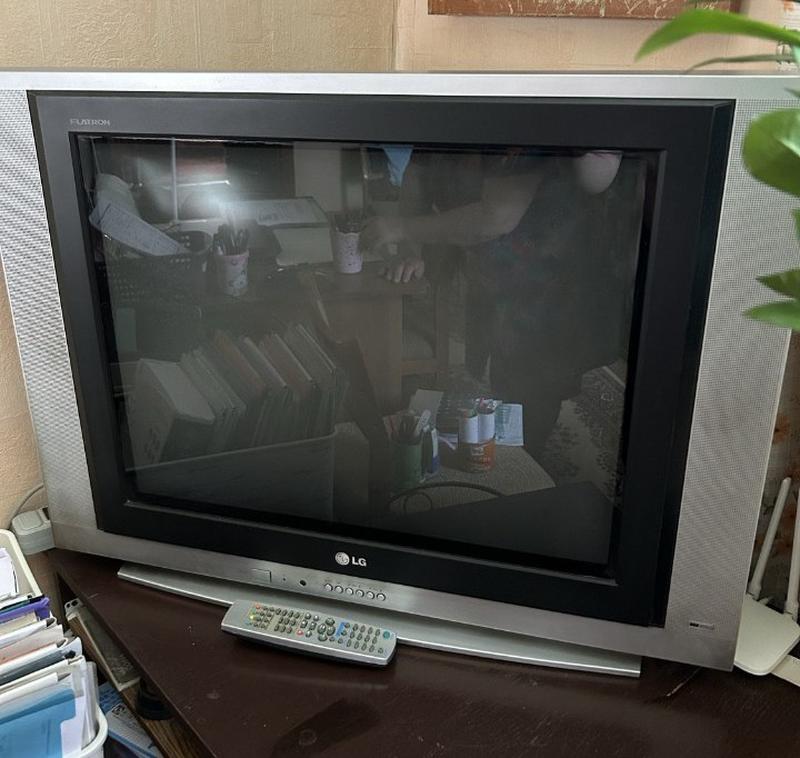Телевизор lg 72 см в отличном состоянии высылаю 100% предоплата — цена 1700 грн в каталоге ...