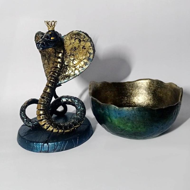 Змія символ року — ціна 1600 грн у каталозі Сувеніри Купити товари