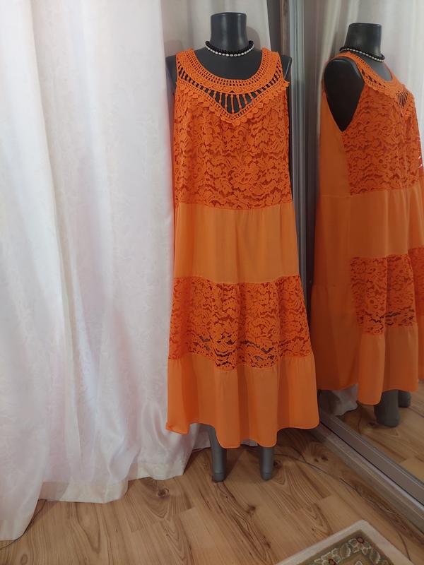 Віскозне з мереживом плаття 👗 — ціна 399 грн у каталозі Сукні міді