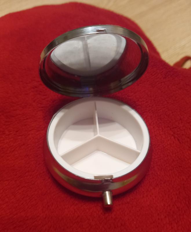 Коробочка для дрібничок — ціна 100 грн у каталозі Скриньки Купити товари для дому та побуту за