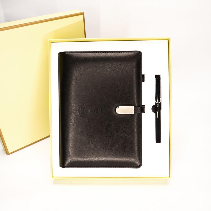 Бізнес щоденник Universal Book — ціна 1200 грн у каталозі Блокноти Купити товари для дому та