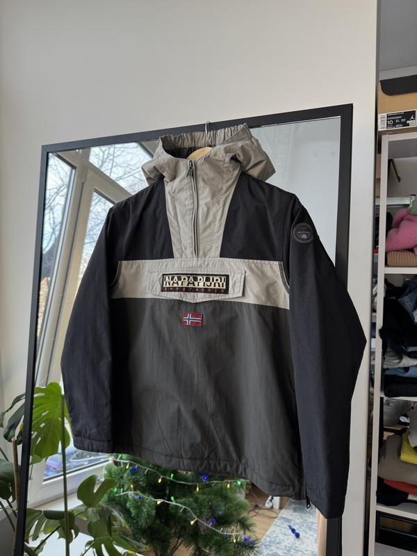 Napapijri куртка анорак — цена 1250 грн в каталоге Куртки Купить детcкие вещи по доступной цене