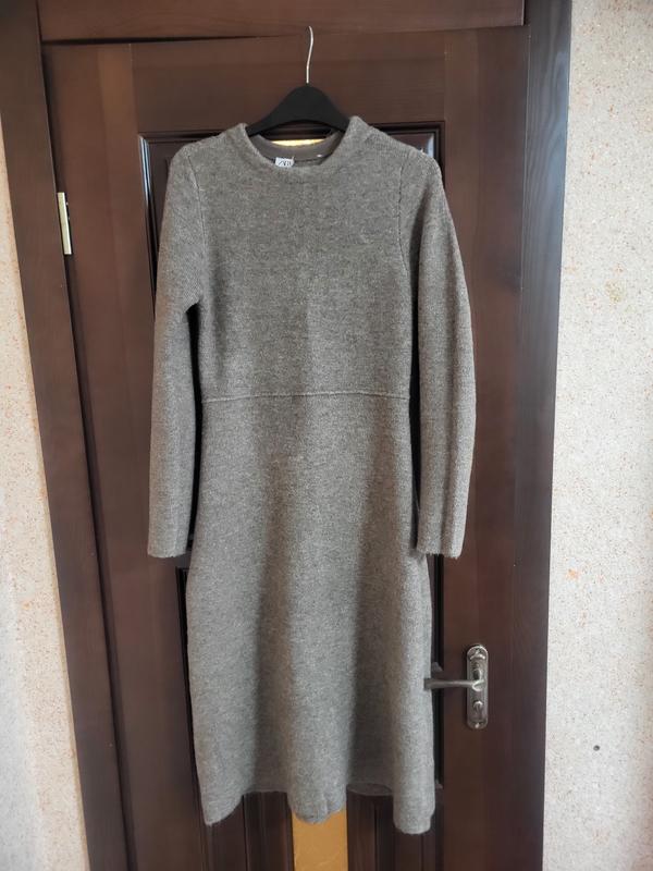 Сукня Zara шерсть — цена 600 грн в каталоге Платья миди Купить женские вещи по доступной цене на