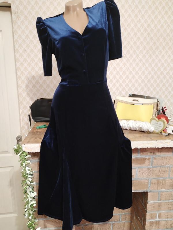 Сукня міді бархатиста — ціна 155 грн у каталозі Сукні міді Купити жіночі речі за доступною ціною