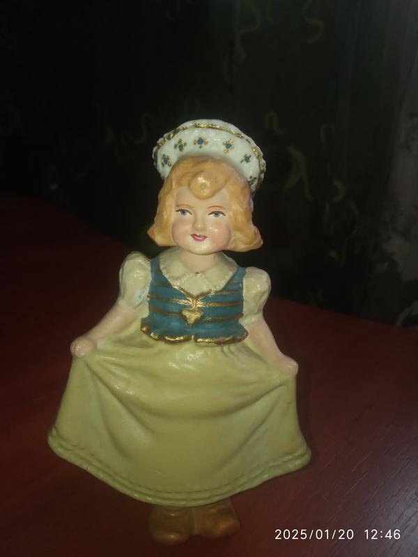 Редкая старинная статуэтка качающая девочка 50 е — цена 500 грн в каталоге Статуэтки Купить