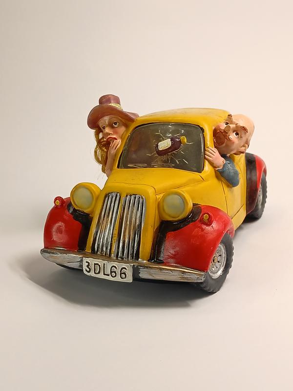 Копилка пара на машине — цена 370 грн в каталоге Шкатулки Купить товары для дома и быта по