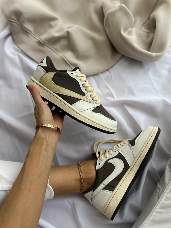 Кросівки nike air jordan 1 low x travis scott beige gray — ціна 2590 ...